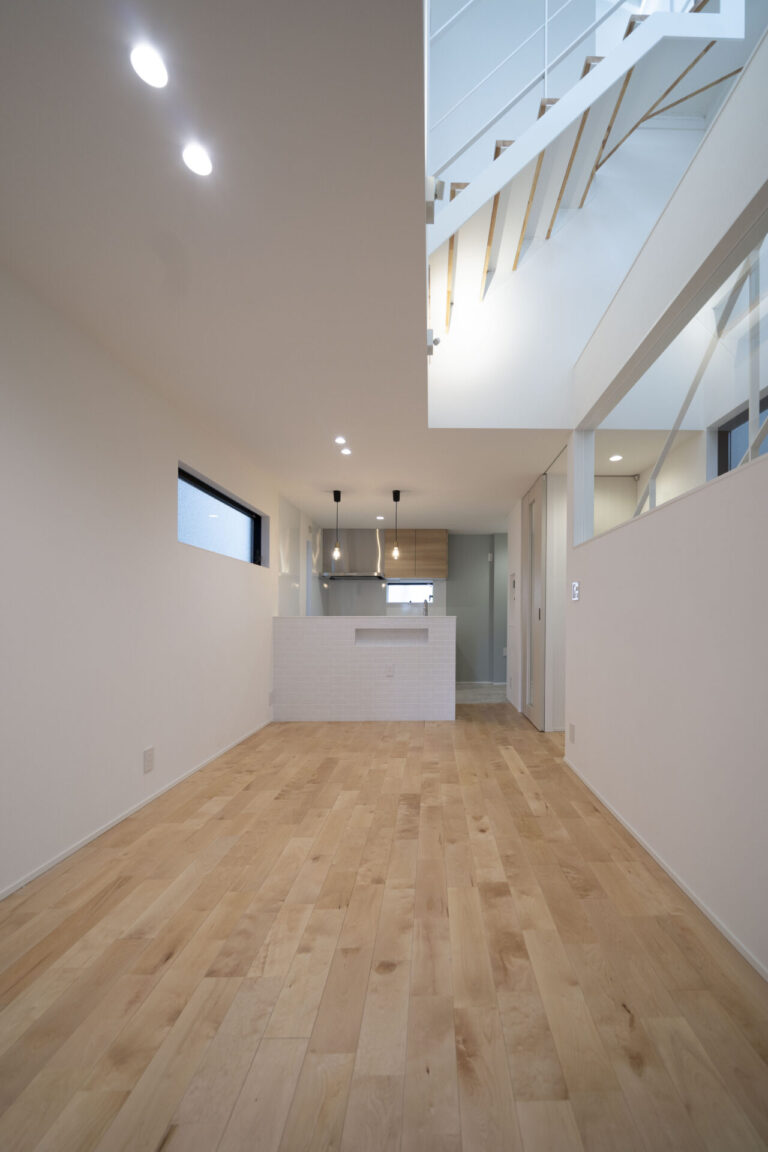 狭小住宅を広く見せる5つの工夫｜家づくりの参考にできる3つの施工事例も紹介 - 「優美」な暮らしを叶える注文住宅・設計事務所ならスムトコ